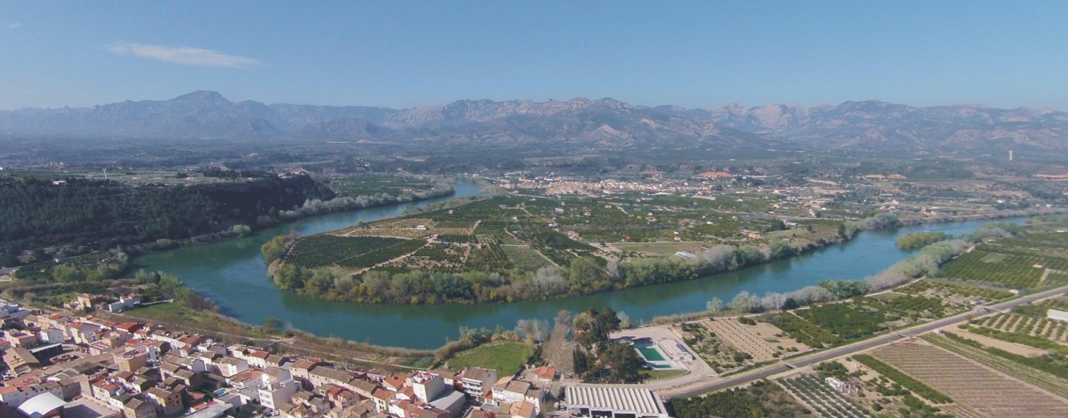 De cuenca endorreica a exorreica: Registro neógeno-cuaternario de los ...